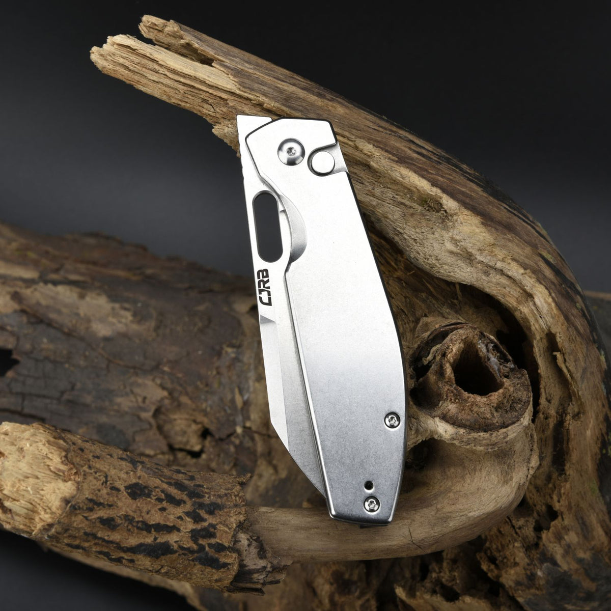 CJRB EKKO J1929: Rugged Functionality with AR-RPM9 Blade